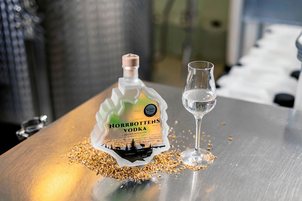 23-årige Viktor gör succé med norrbottnisk vodka | Land